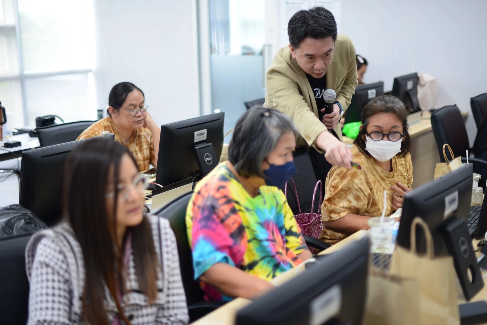 SCGC Highlights AI to Advance Community Products, Provides Workshops for Rayong Community ...